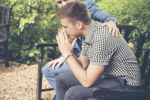 How to Help A Friend with Alcohol or Drug Addiction | Desert Hope